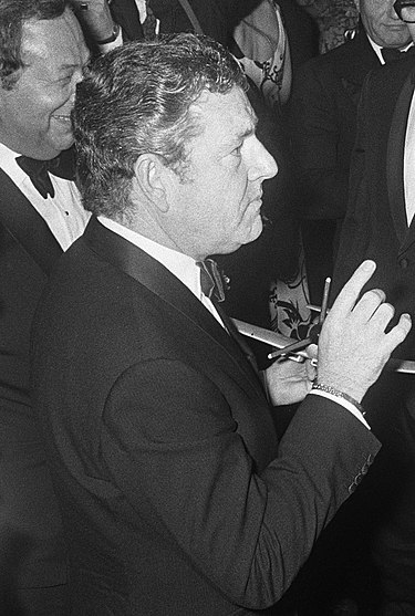 Kenneth_More_1969 – Circle be unbroken